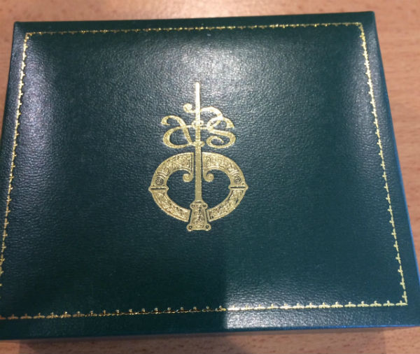 Clan Crest Badges – Clan Lockhart Society